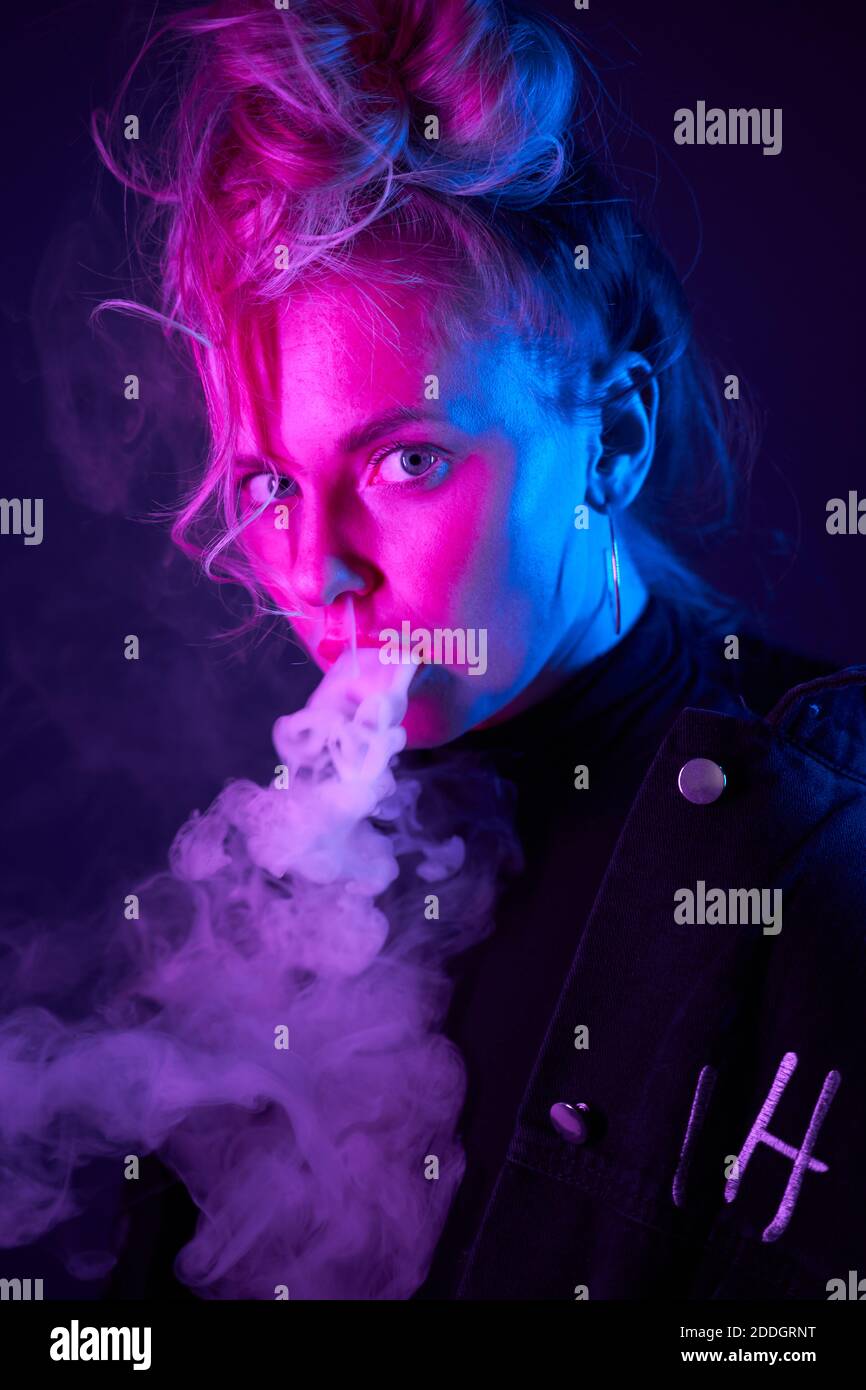 Neon vapor hi-res stock photography and images - Alamy
