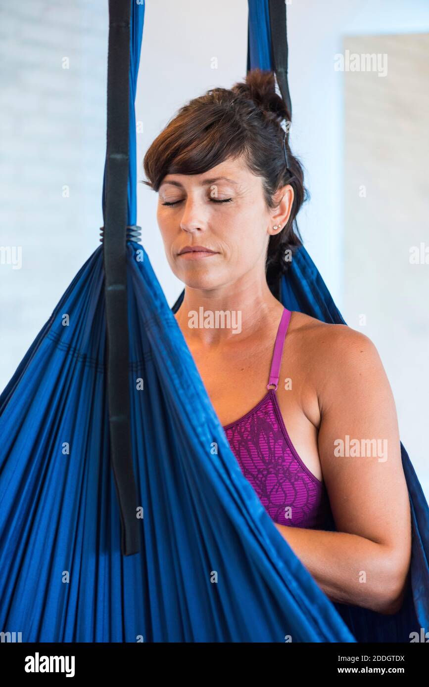Hammock pose hi-res stock photography and images - Alamy