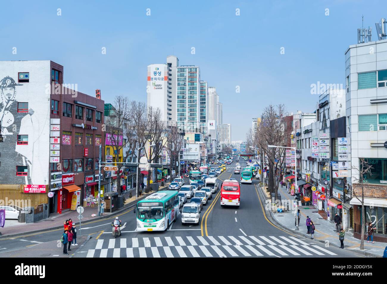 Street view of City of Suwon from Janganmun Gate of Hwaseong Fortress ...