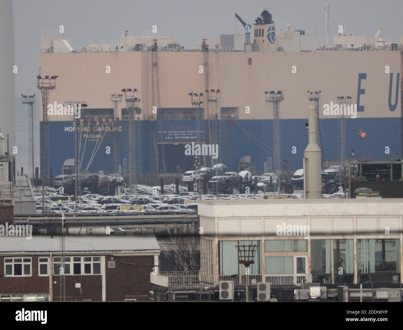 Pictured loading hi-res stock photography and images - Alamy