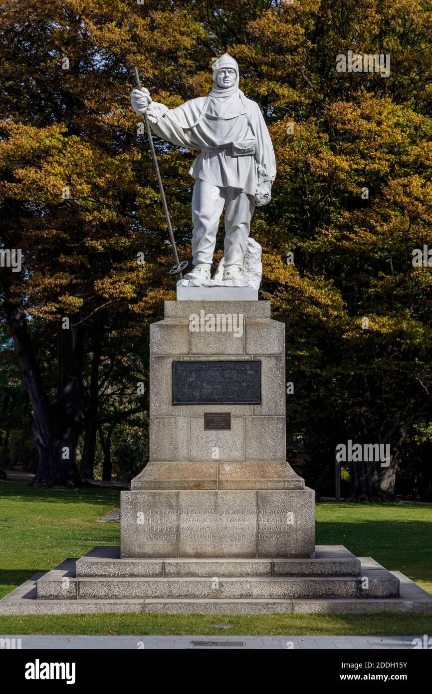 The 1917 Robert Falcon Scott Memorial, at Christchurch Central, New ...