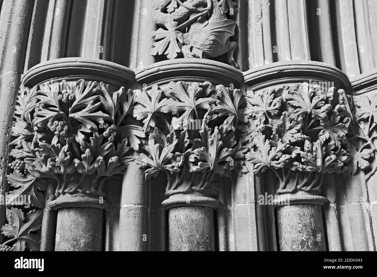 Southwell cathedral chapter house Black and White Stock Photos & Images ...