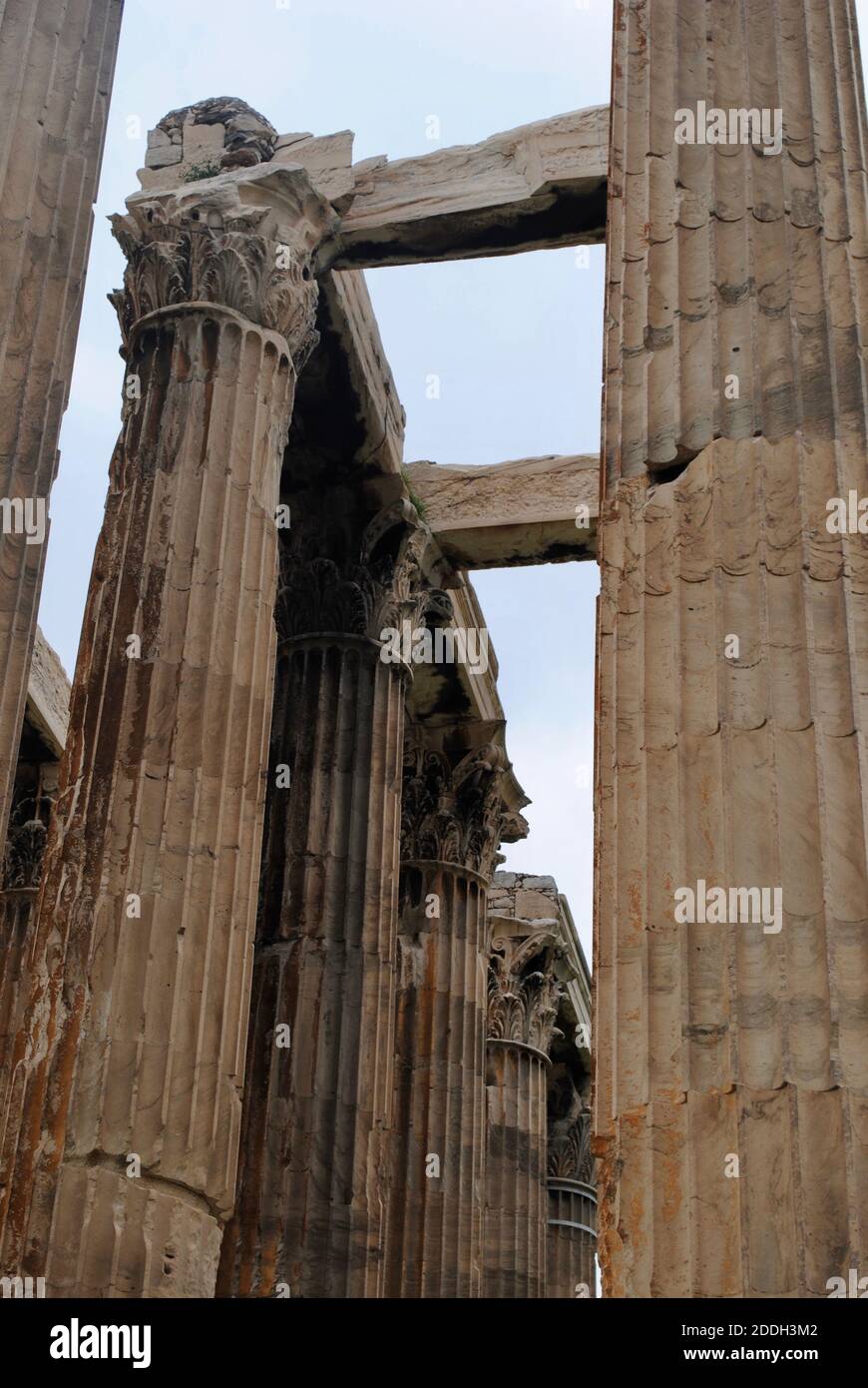 Greek column ruins Stock Photo - Alamy