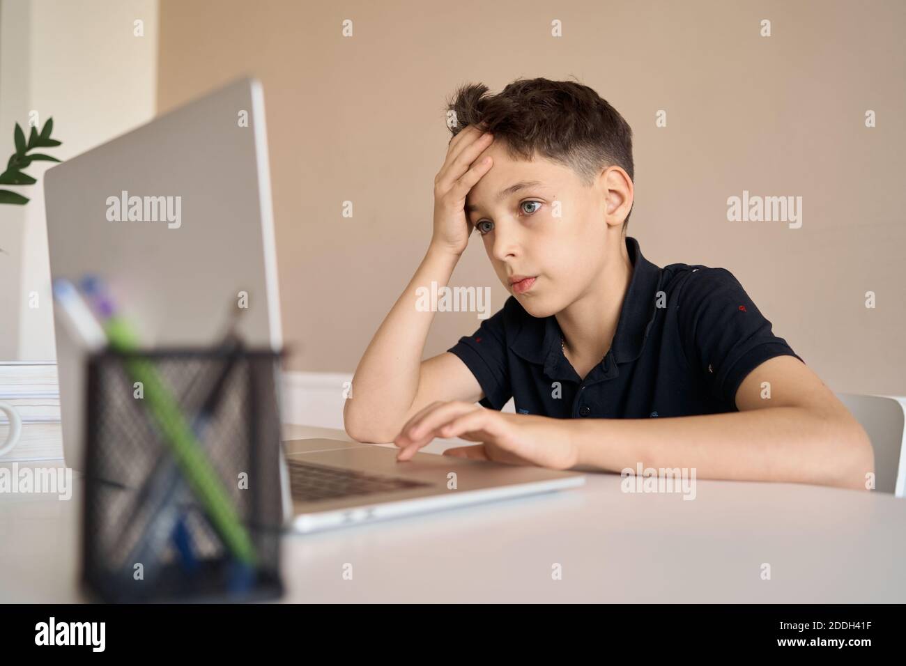 Boy study hard hi-res stock photography and images - Alamy