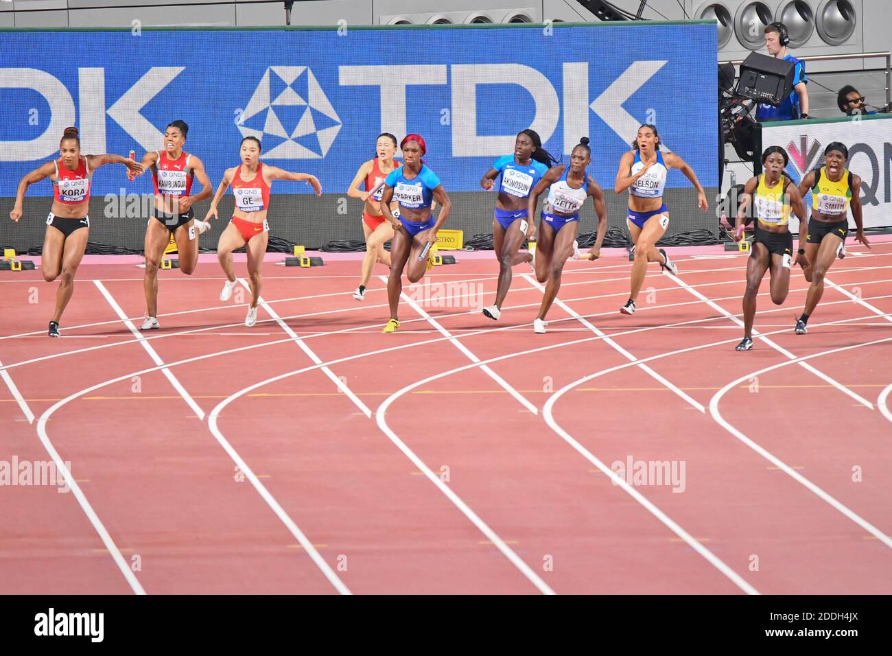 4x100 relay final: Turkey, China, USA, Great Britain, Jamaica. IAAF ...