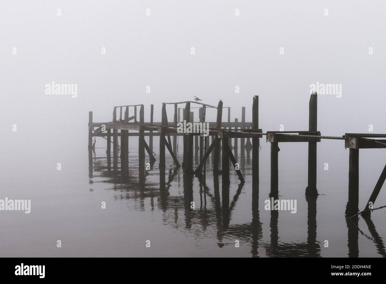 Pier jetty hi-res stock photography and images - Alamy