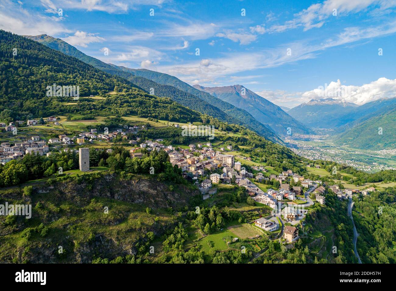 Historical landmark italian alps hi-res stock photography and images ...