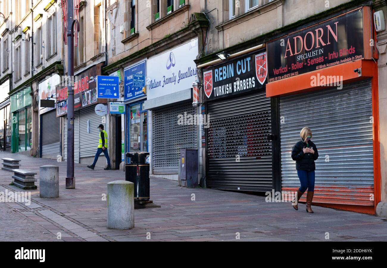 Hamilton lanarkshire town centre hi-res stock photography and images ...