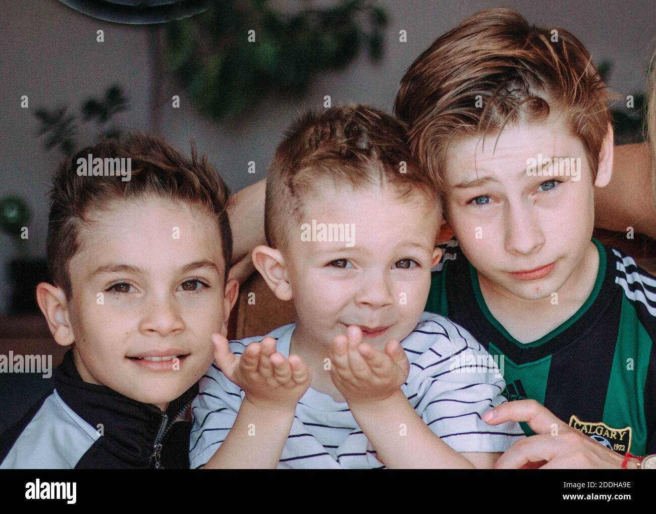 Handsome boys hi-res stock photography and images - Alamy