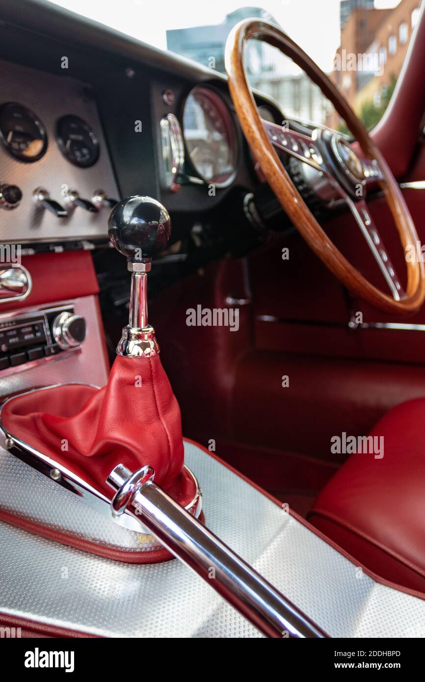1962 Series 1 E-Type Jaguar. Interior view with handbrake, gear stick ...