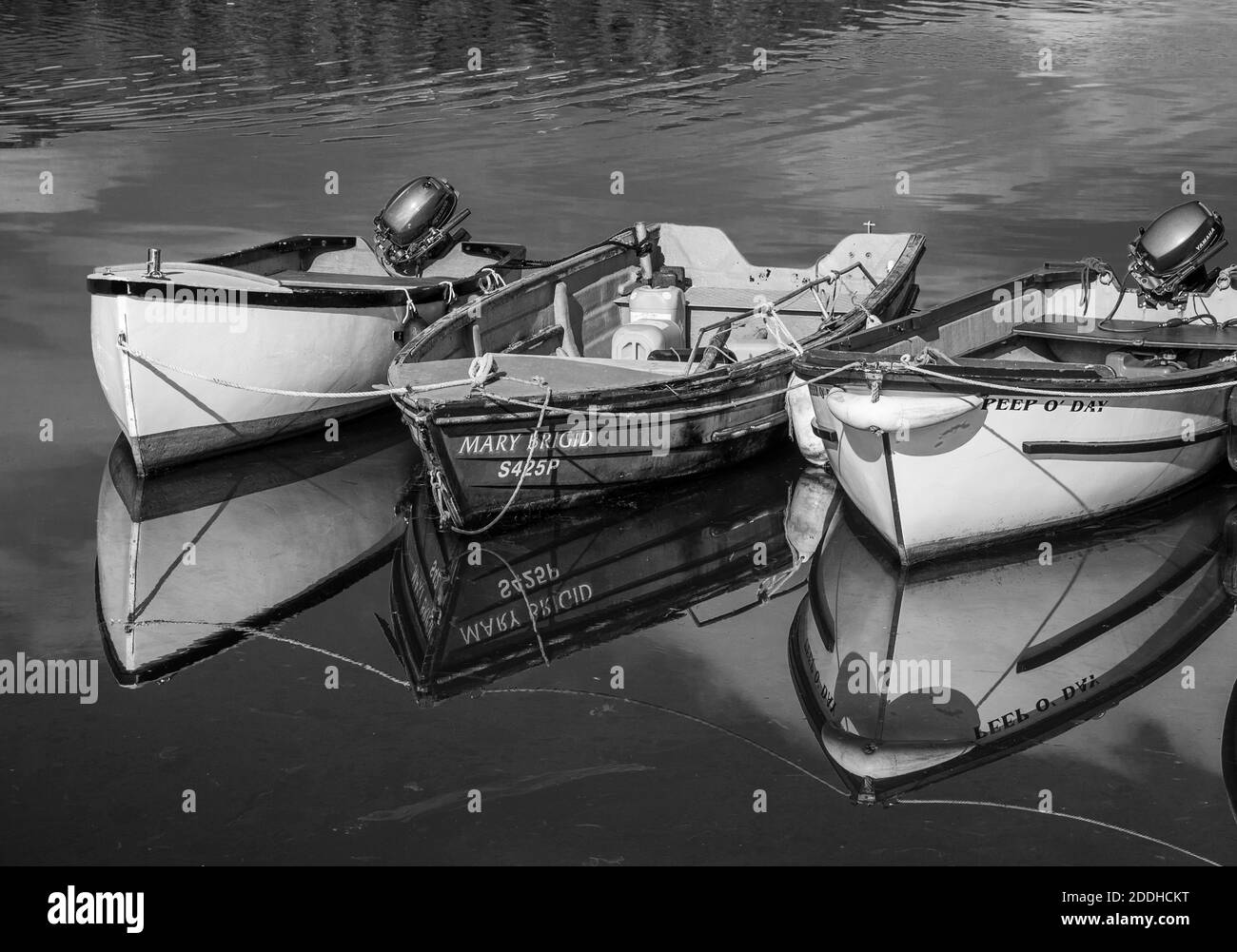 Boats with no water Black and White Stock Photos & Images - Alamy