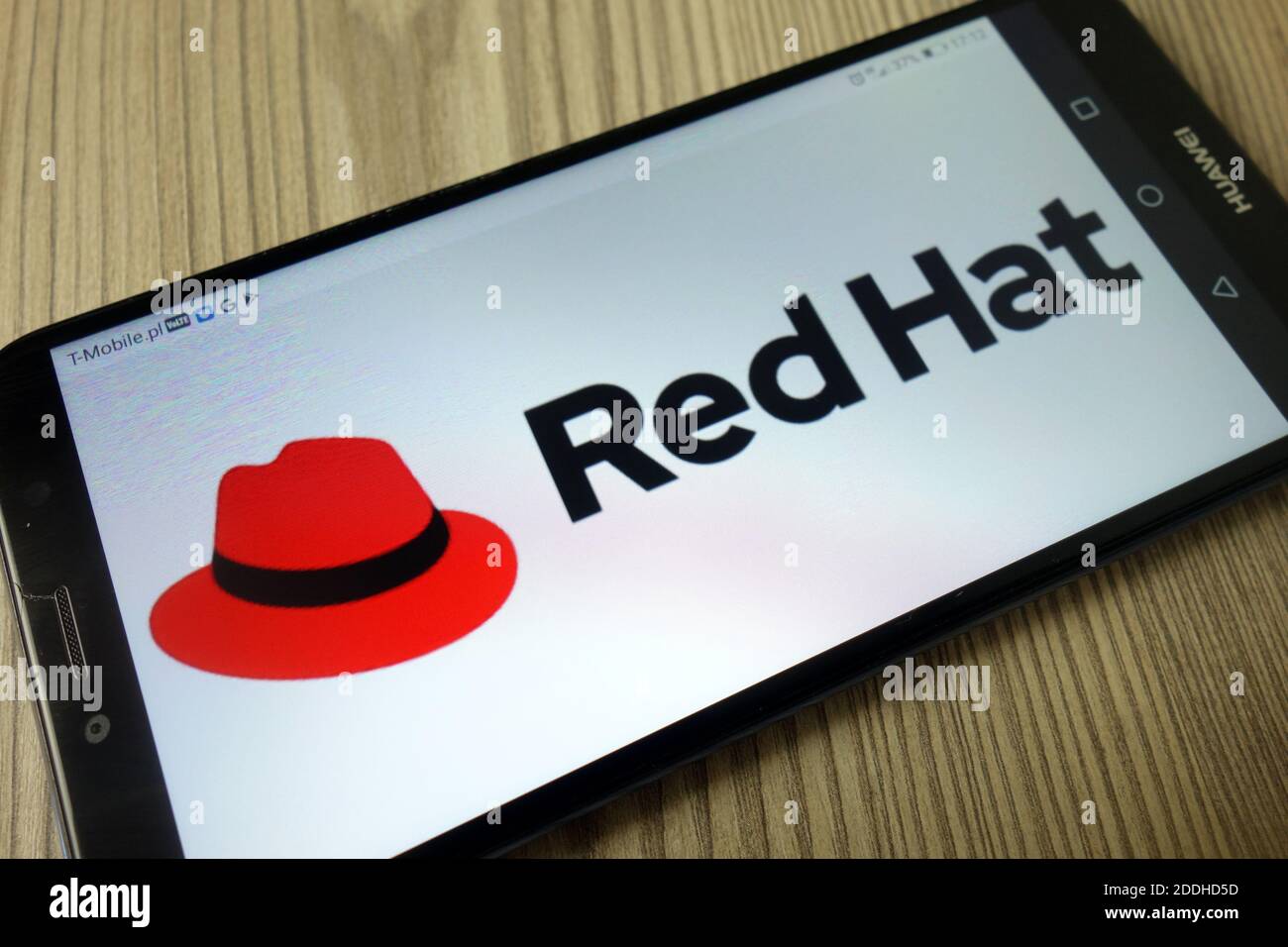 Software red hat hi-res stock photography and images - Alamy
