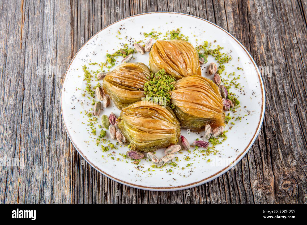 Turkish Midye Baklava ( Mussel Shape Baklava ) with green pistachio ...