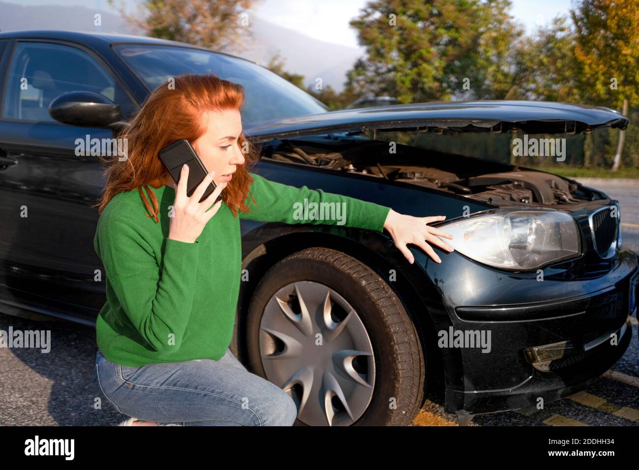 Insurance service hi-res stock photography and images - Alamy