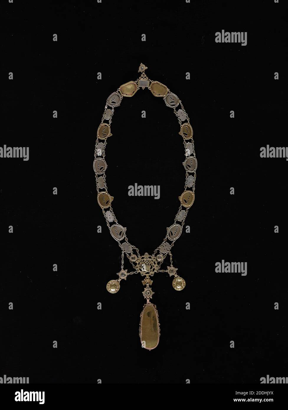 Ariadne necklace hi-res stock photography and images - Alamy