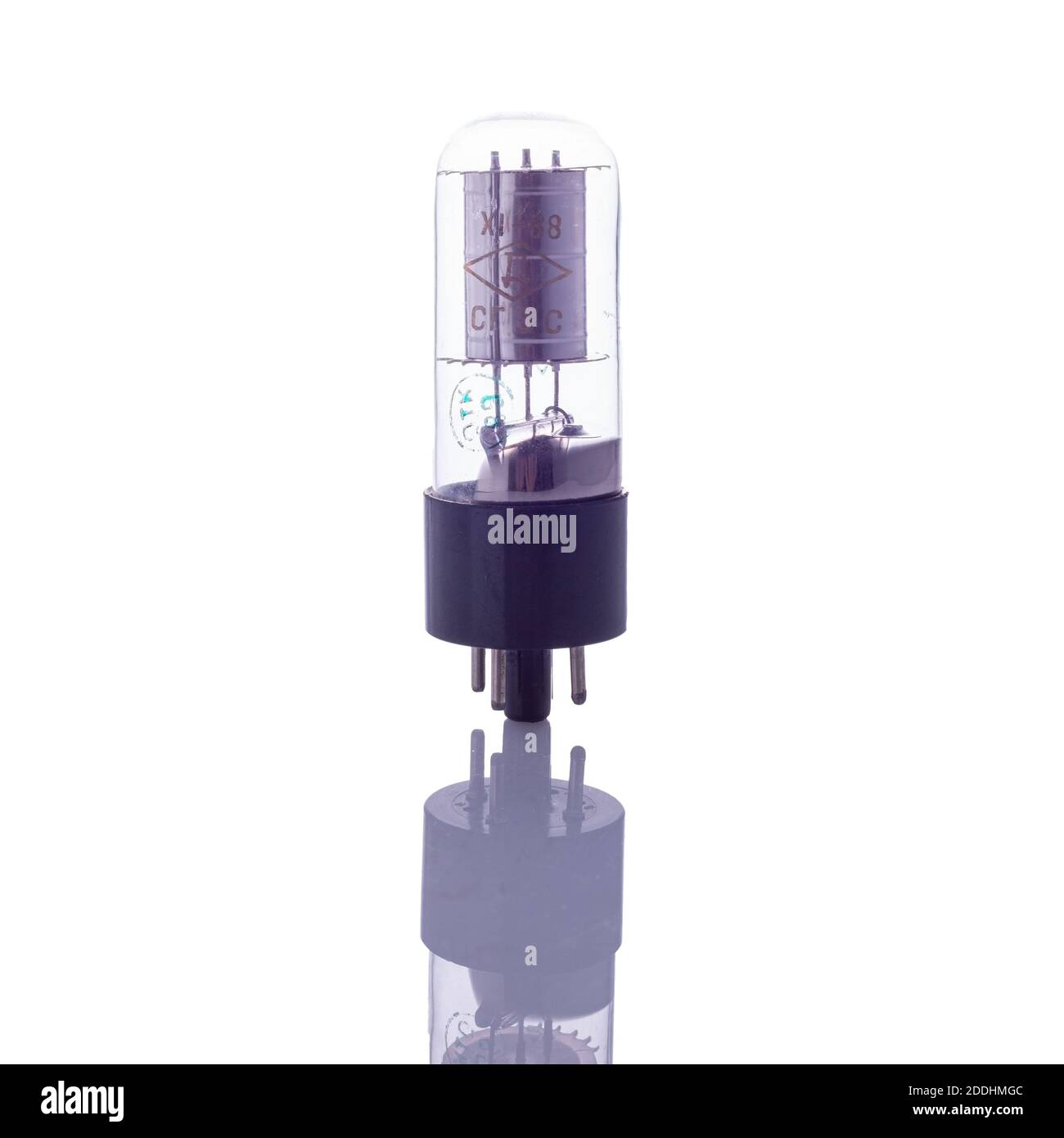 Vacuum radio tubes isolated on white background, old lamp isolate on ...