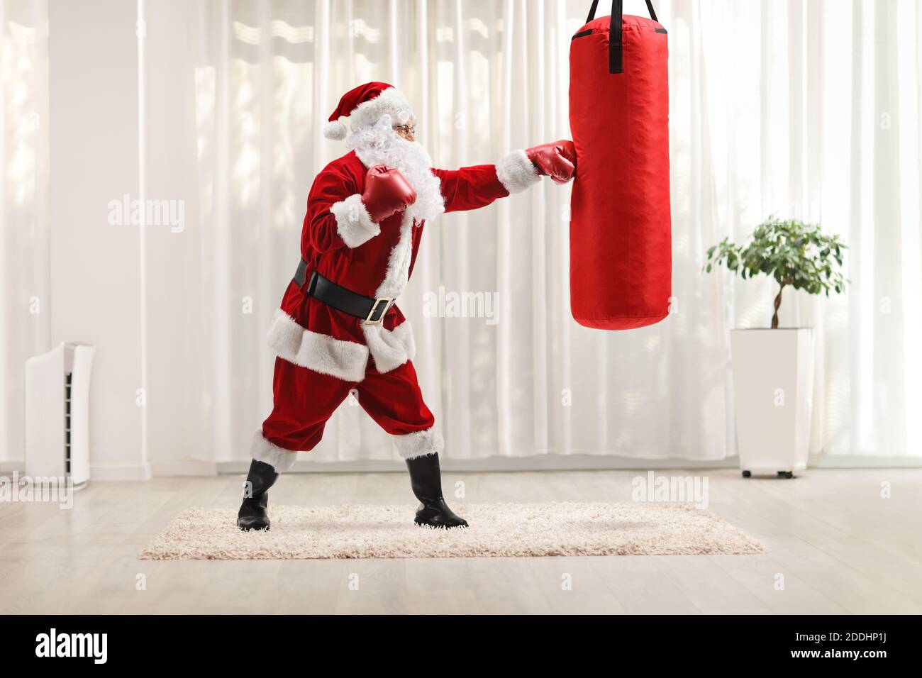 Punching bag workout hi-res stock photography and images - Alamy
