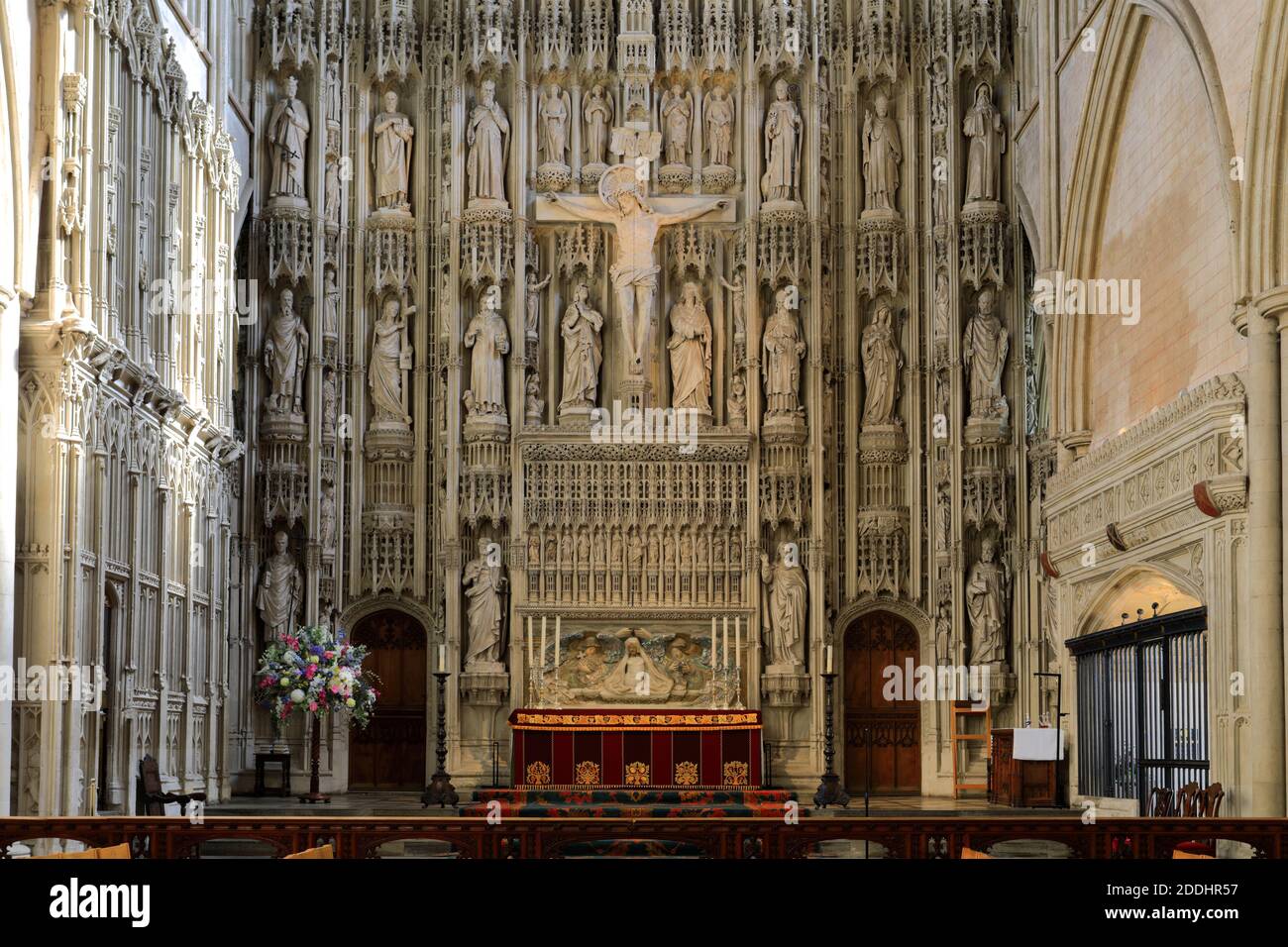 Interior of St Albans Cathedral, St Albans City, Hertfordshire County ...