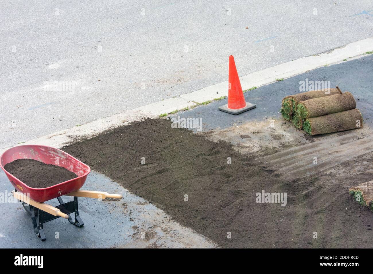 Soil compaction layer hi-res stock photography and images - Alamy
