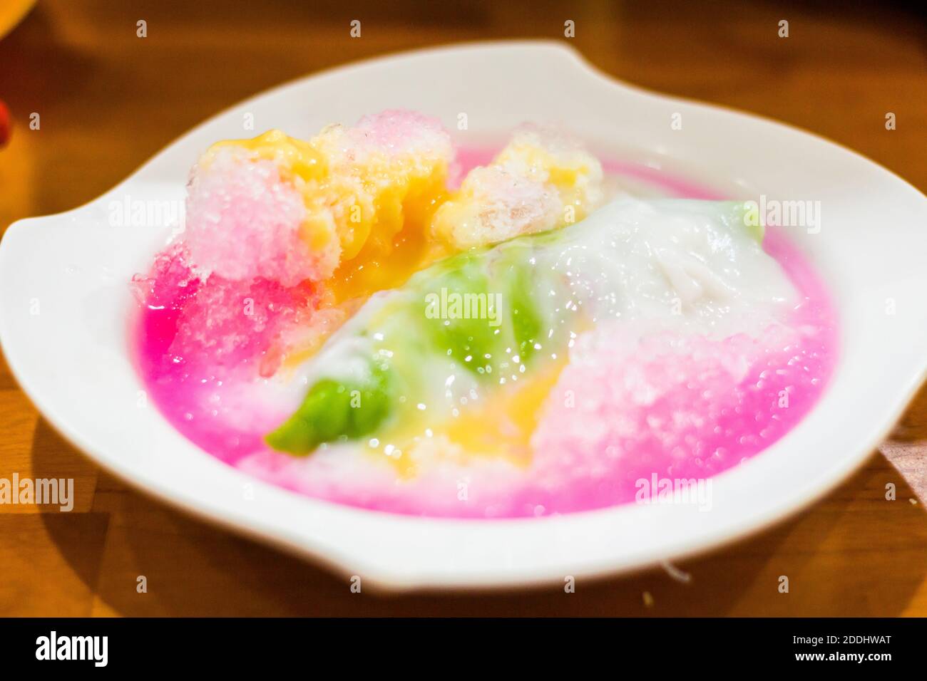 Delicious es pisang ijo at the Rumah Makan Muda Mudi restaurant in ...