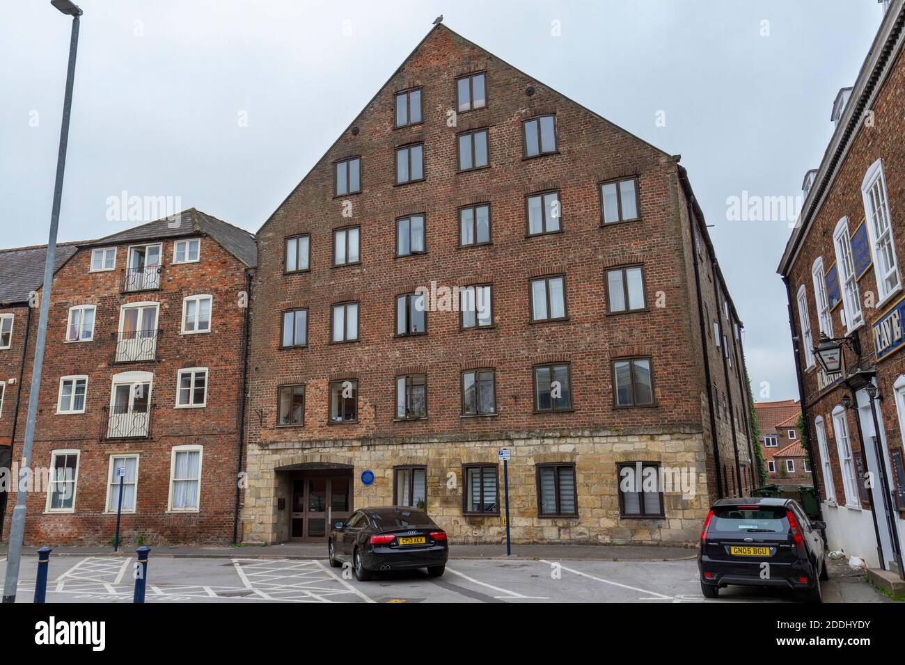 Converted warehouse hi-res stock photography and images - Alamy