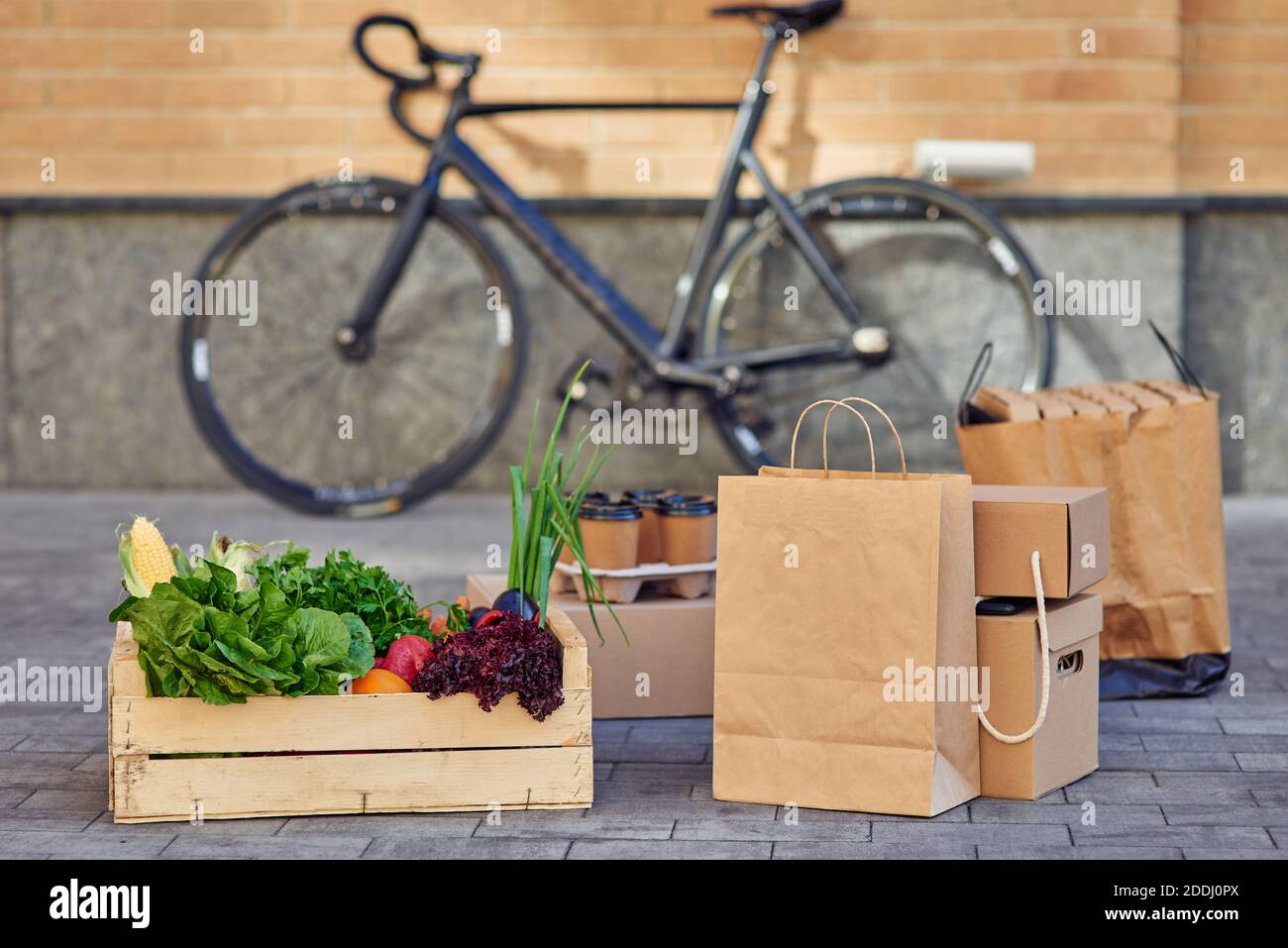 Take food order hi-res stock photography and images - Alamy