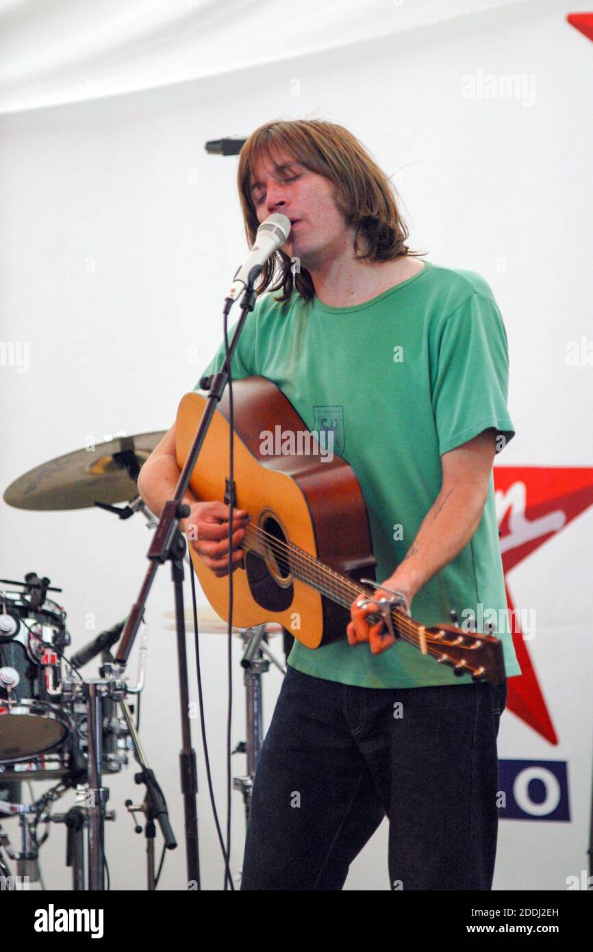 Evan dando singer hi-res stock photography and images - Alamy