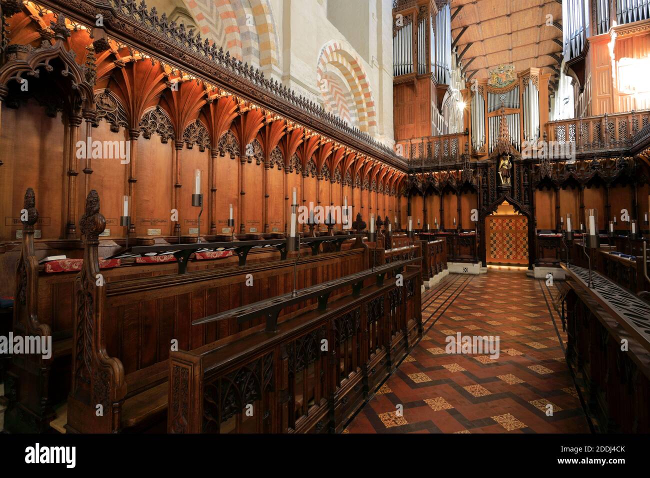 Interior of St Albans Cathedral, St Albans City, Hertfordshire County ...