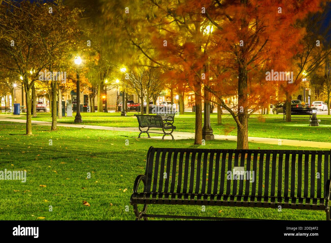 Colourful fall foliage at Courthouse Park within Courthouse Square at ...