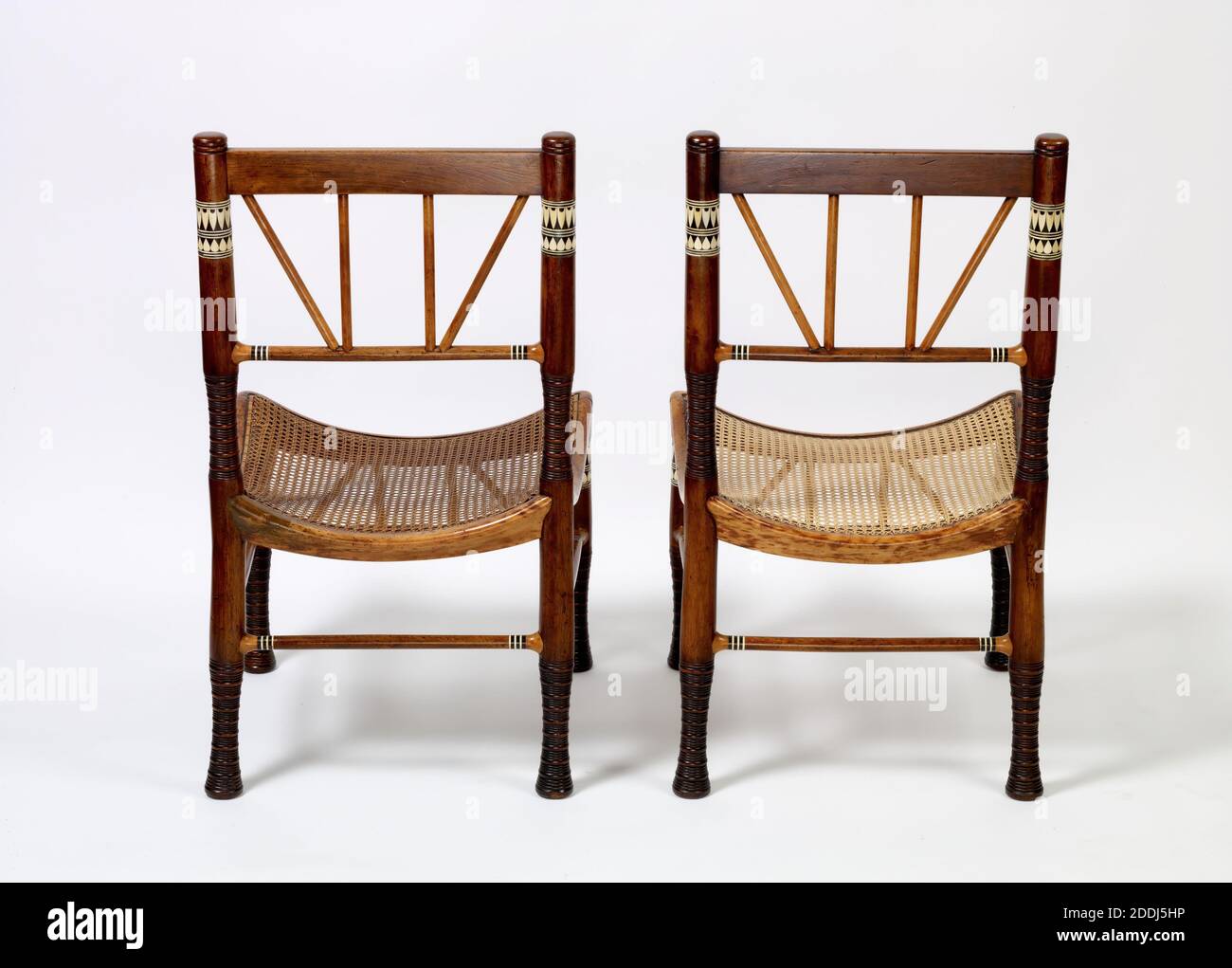 Egyptian chair hi-res stock photography and images - Alamy