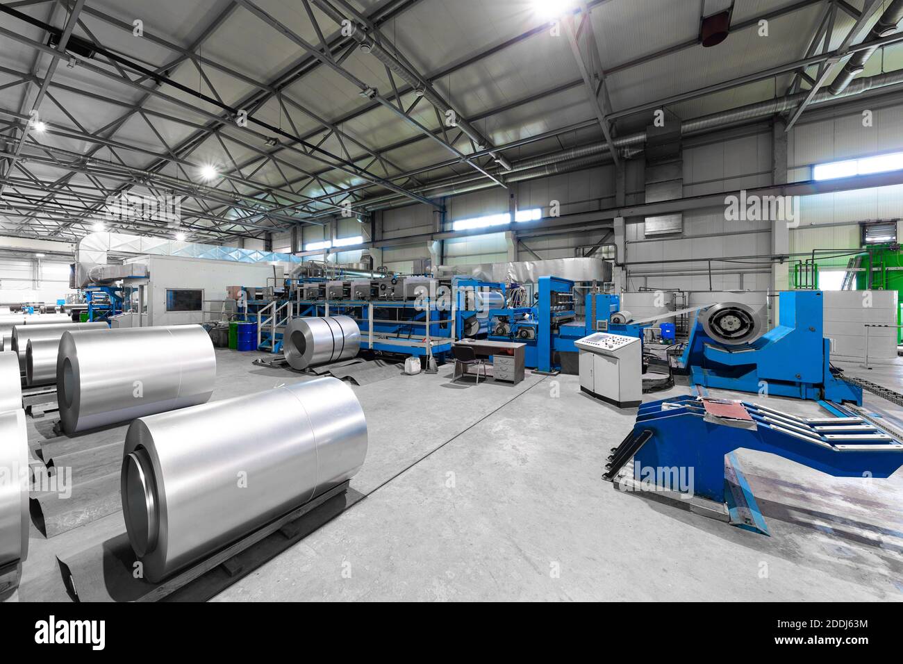 Steel processing plant, machines and equipment Stock Photo - Alamy