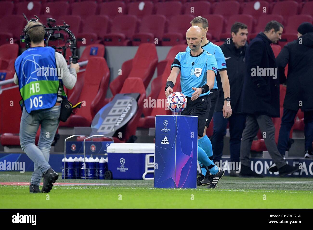 AMSTERDAM, NETHERLANDS - NOVEMBER 25: Referee Sergei Karasev during the ...