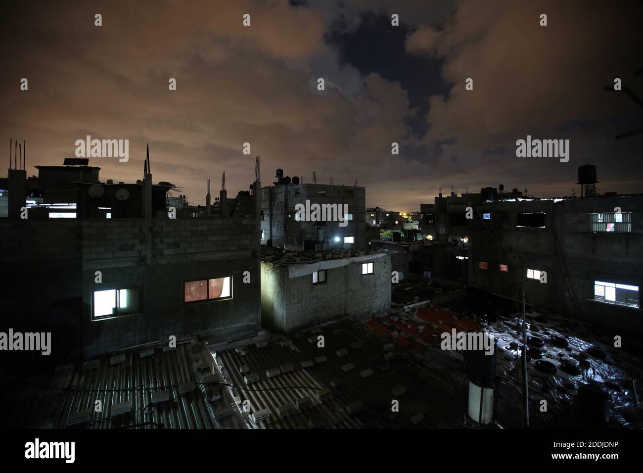 Al-Nuseirat Refugee Camp, The Gaza Strip, Palestine. 25th Nov, 2020. A ...