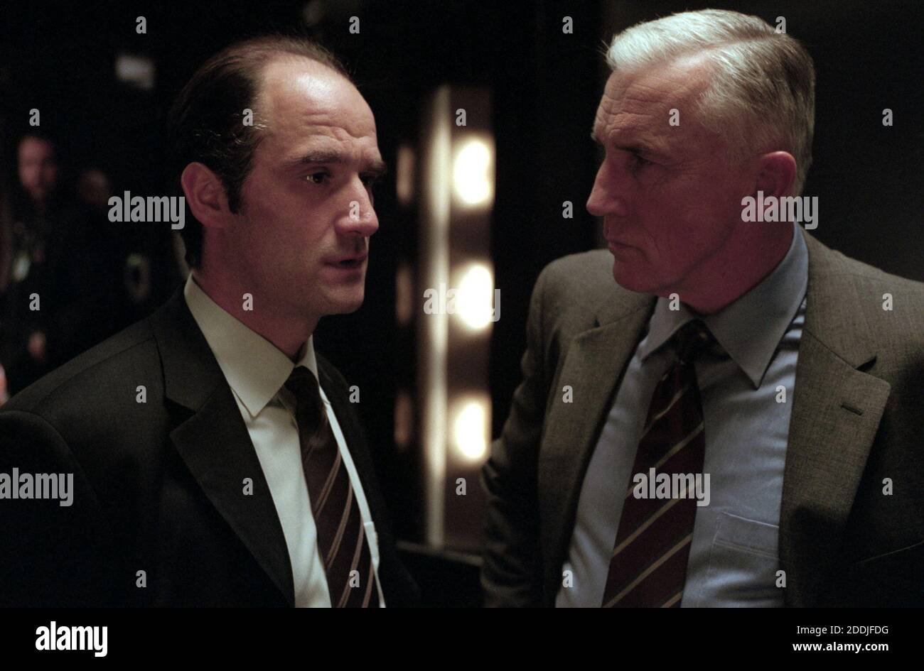 Collateral damage 2002 elias koteas hi-res stock photography and images ...