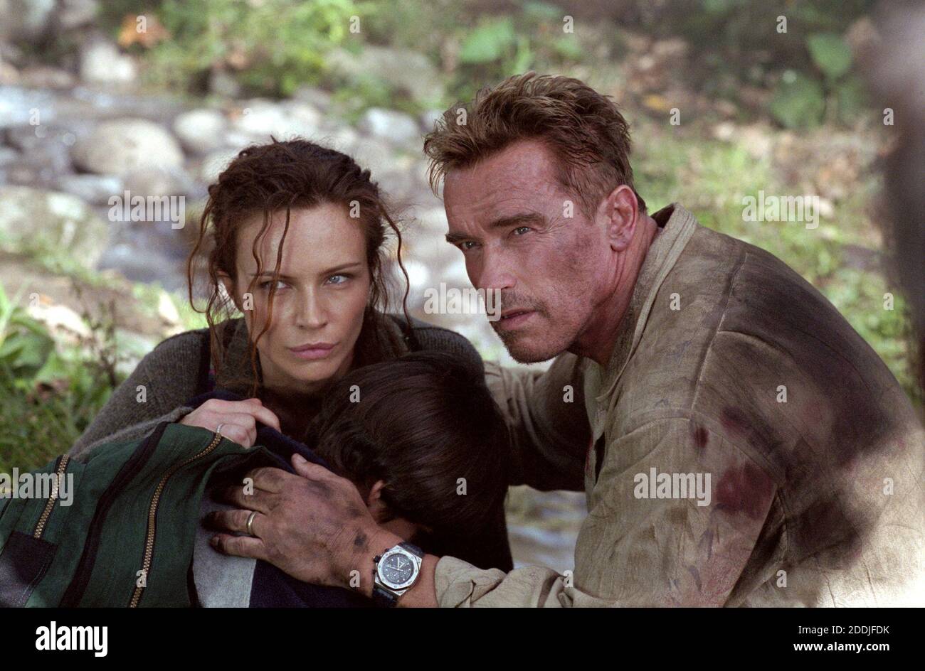 FRANCESCA NERI, ARNOLD SCHWARZENEGGER, "Collateral Damage" (2002) Photo credit: Warner Bros ...