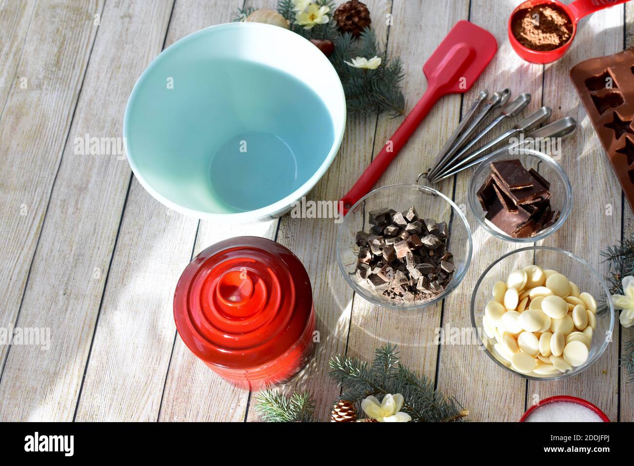 Family treats hi-res stock photography and images - Alamy