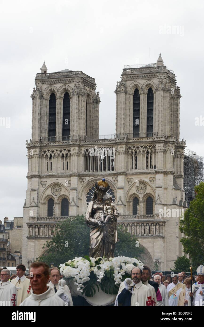 Feast of the Assumption of the Cathedral of Notre Dame de Paris, France ...