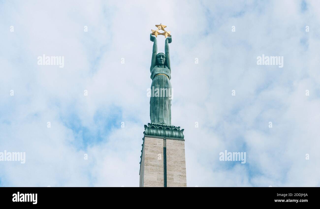 Freedom Monument in Riga - one of the main attractions of the city ...