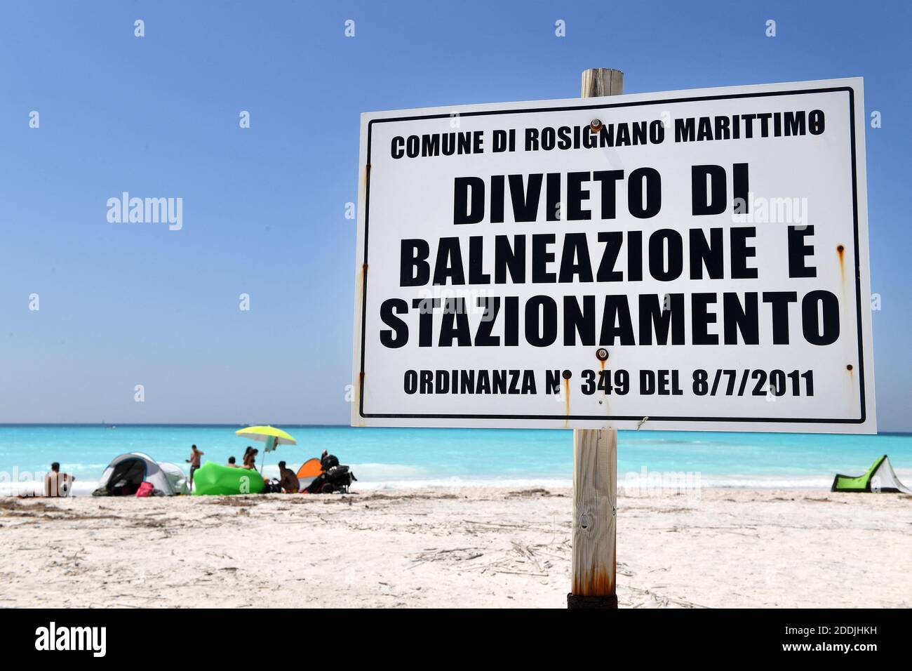 Magnificent White Beach of Rosignano Solvay in Tuscany Hides A Very ...