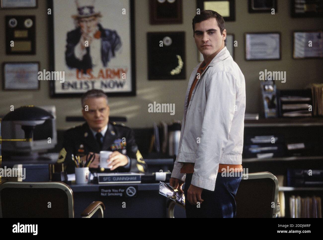 Joaquin Phoenix, "Signs" (2002) Photo credit: Touchstone / The ...