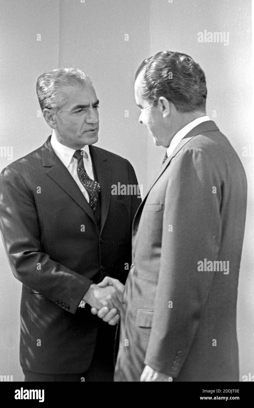 Former president of iran Black and White Stock Photos & Images - Alamy