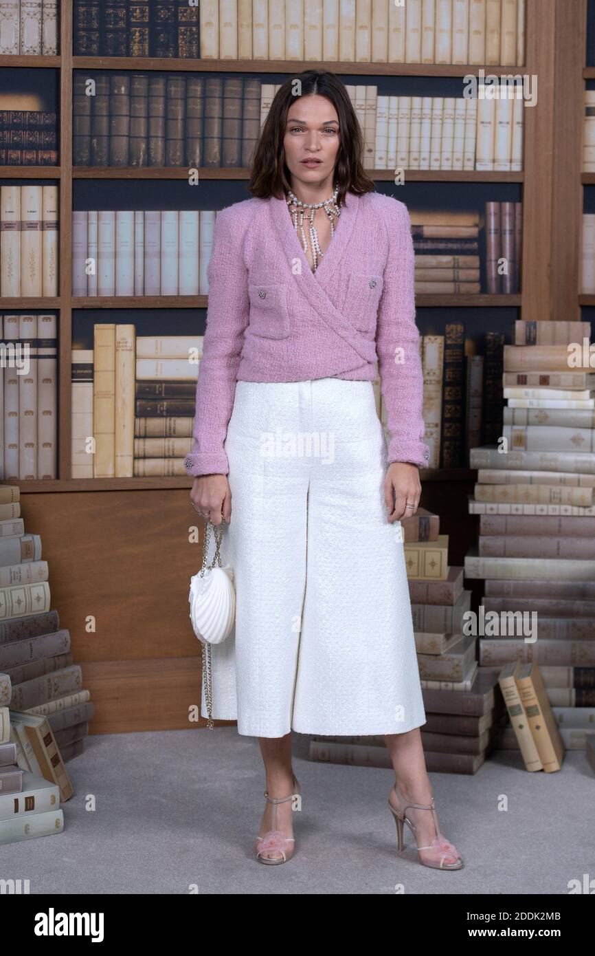 Anna brewster 2019 hi-res stock photography and images - Alamy