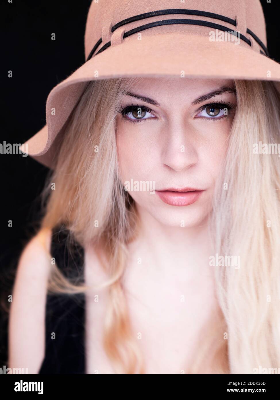 Har hat hi-res stock photography and images - Alamy