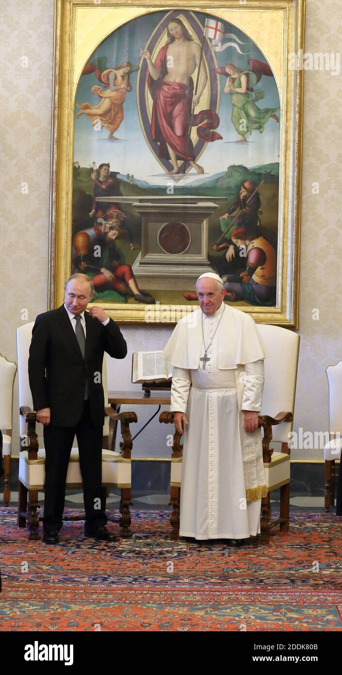 Pope Francis meets with Russian President Vladimir Putin during a ...