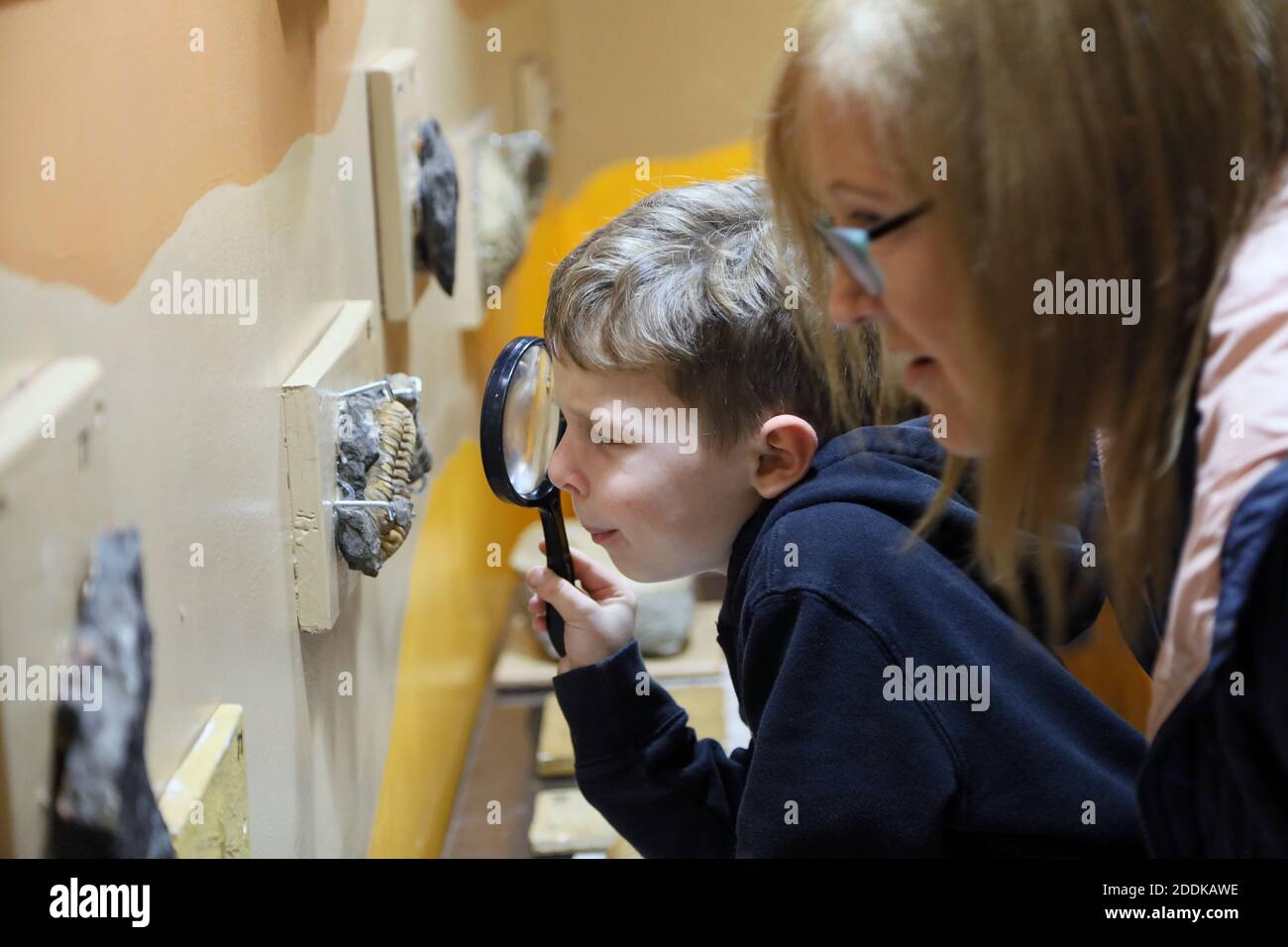 Child In A Science Lab Stock Photo - Alamy