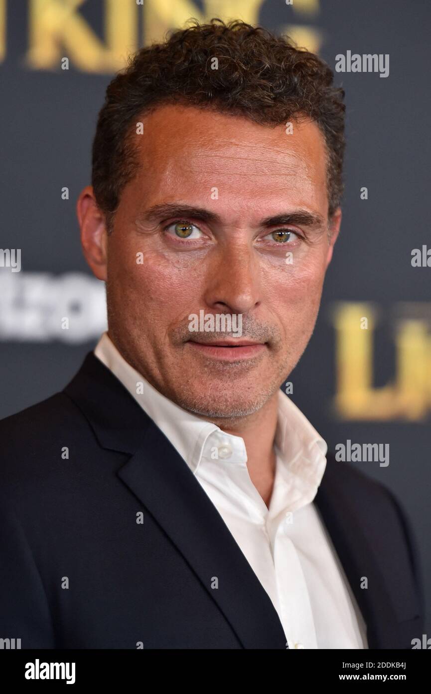 Rufus Sewell attends the world premiere of Disney's "The Lion King" at ...