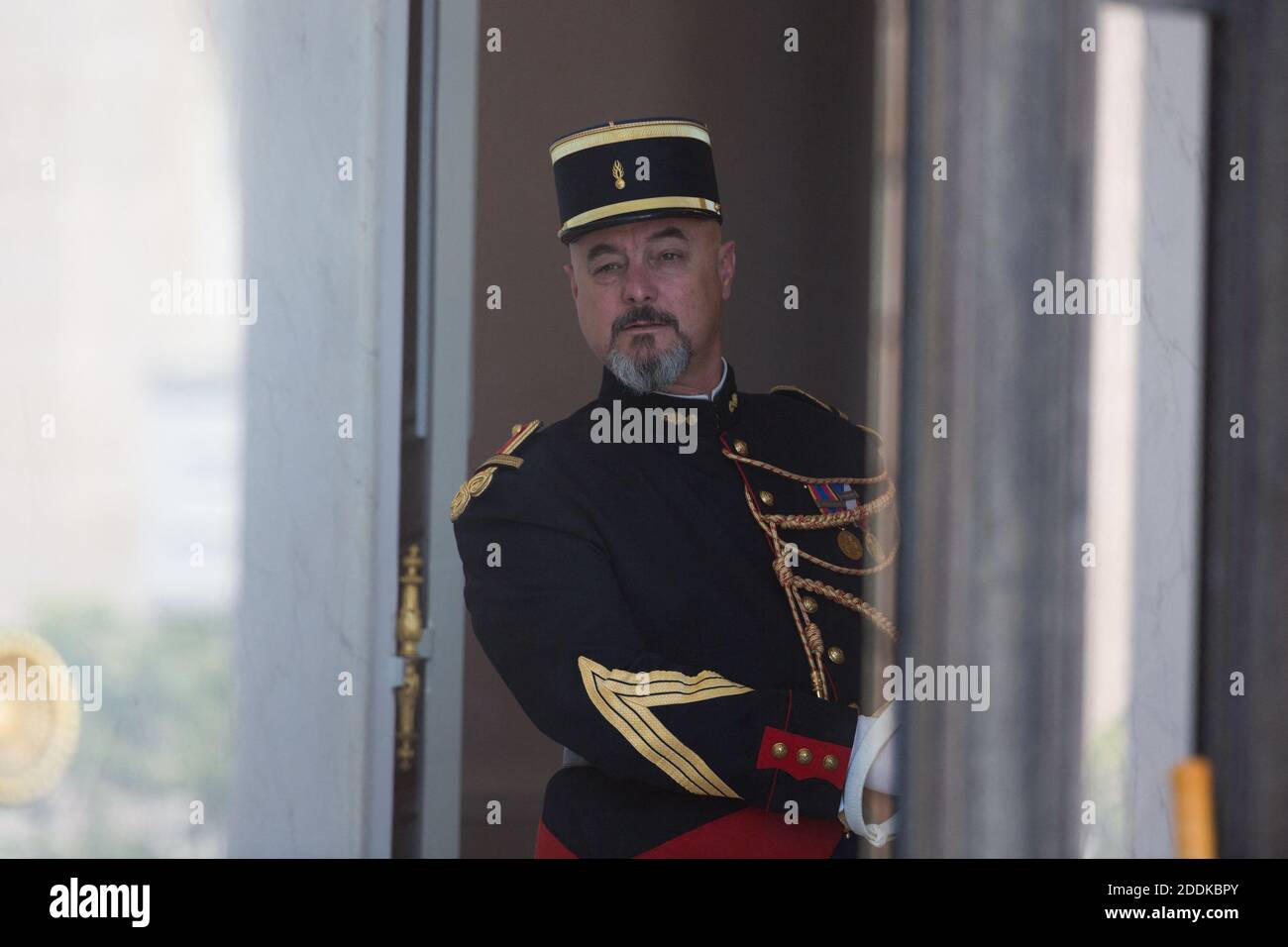 french national guard during the weekly cabinet meeting at the Elysee ...