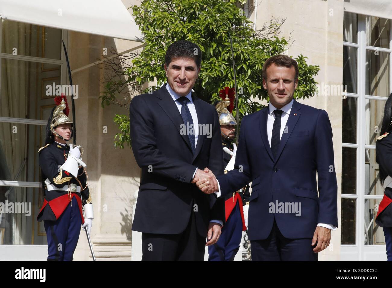 French President Emmanuel Macron greets Netchirvan Barzani, Président ...