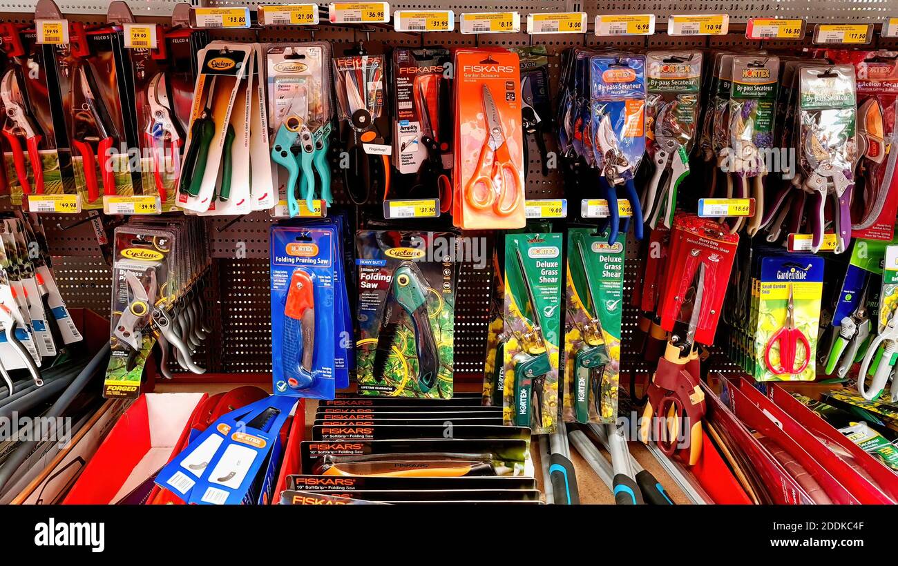 Diy store australia hi-res stock photography and images - Alamy