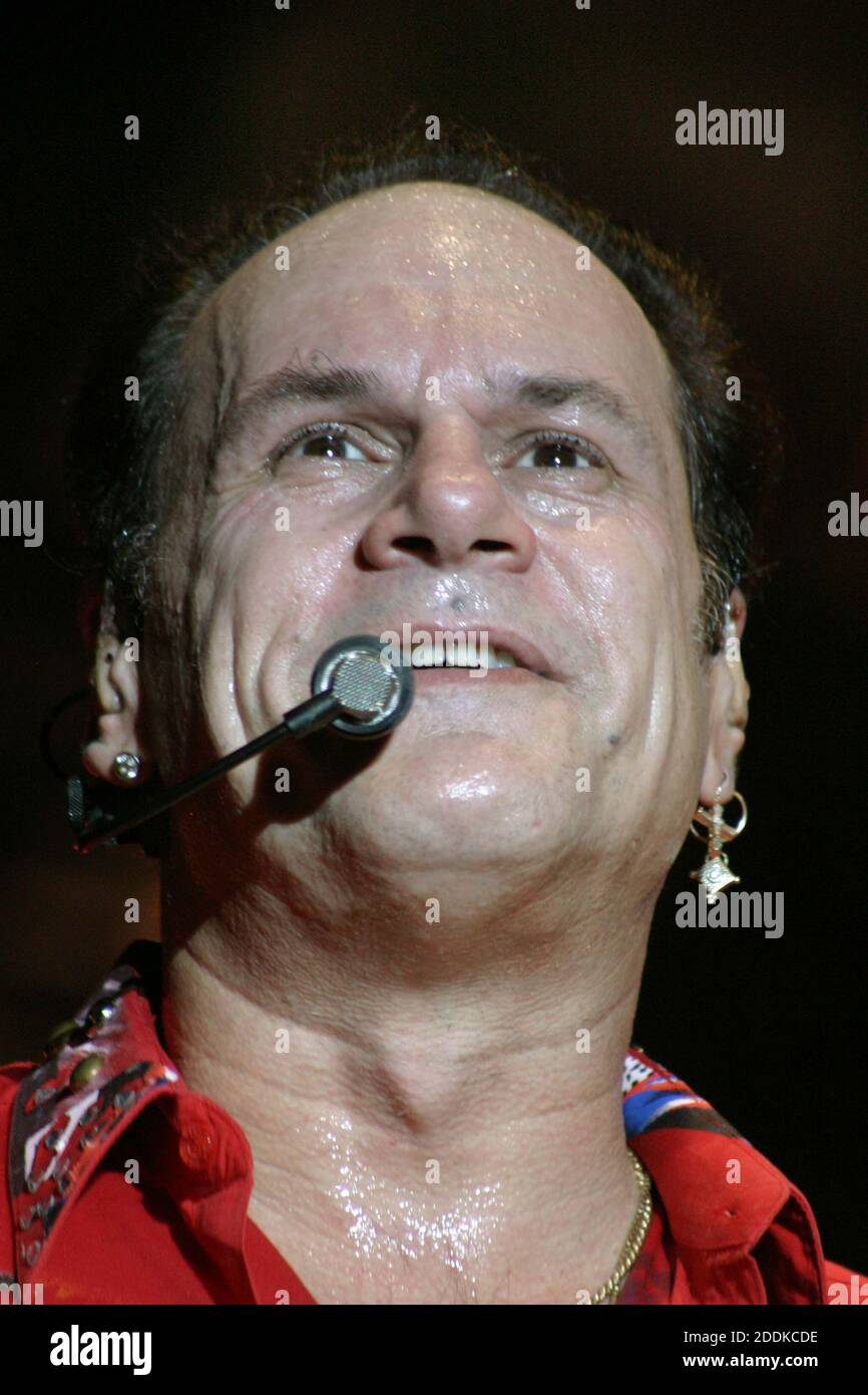 Palm Beach, FL 4-28-2005 Harry Casey (KC & the Sunshine Band ...